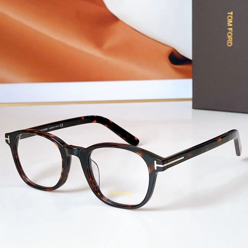 Top mirror Tom Ford Sunglasses