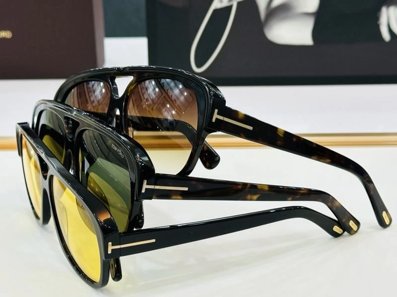 High fidelity Tom Ford Sunglasses