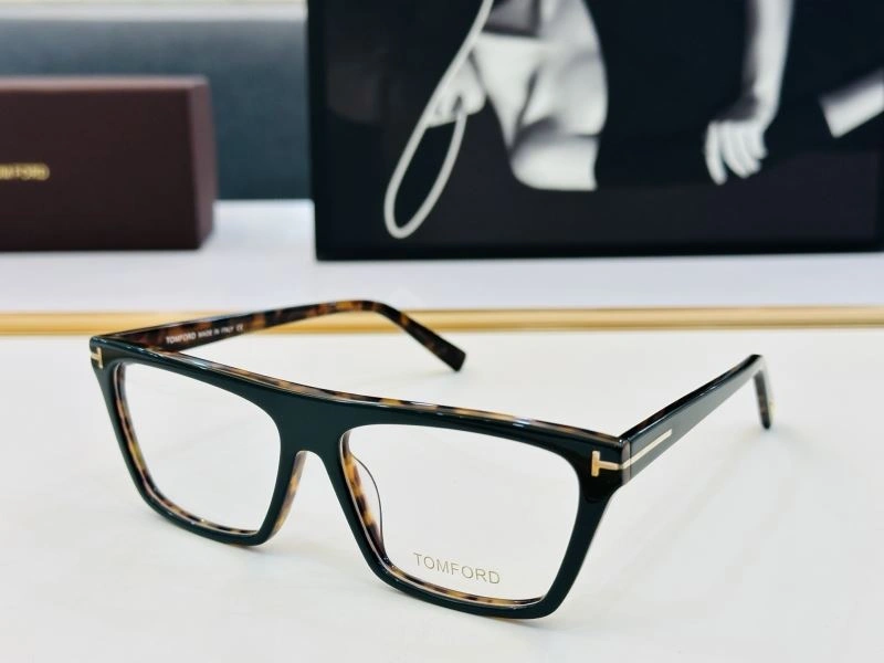 Accurate model Tom Ford Sunglasses