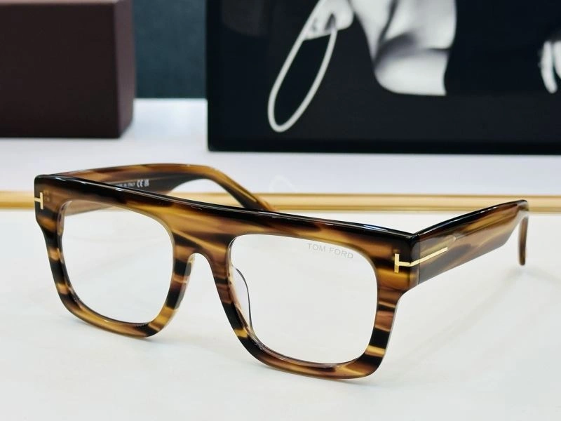 Accurate model Tom Ford Sunglasses