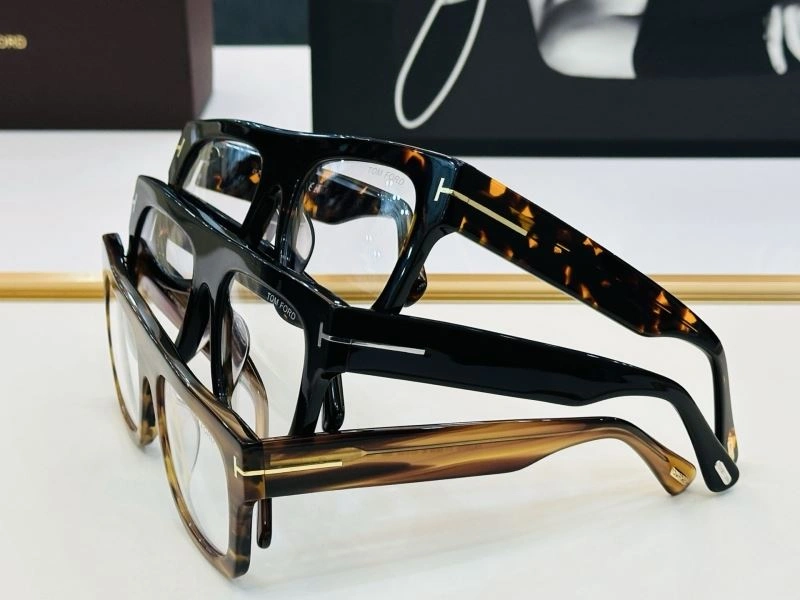 Accurate model Tom Ford Sunglasses