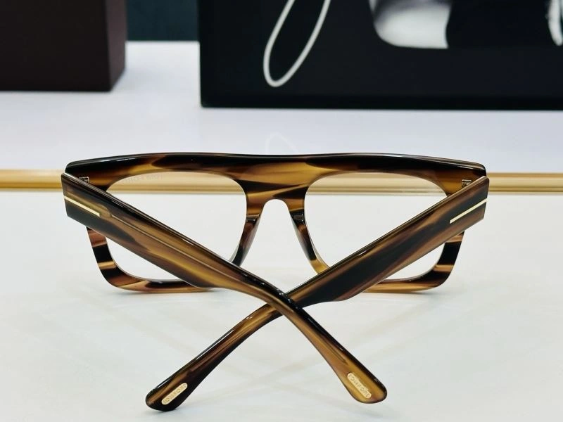 Accurate model Tom Ford Sunglasses