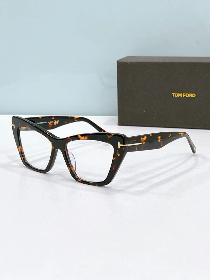 Low-cost Tom Ford Sunglasses