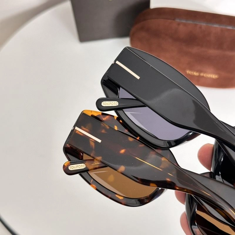 Legit Tom Ford Sunglasses
