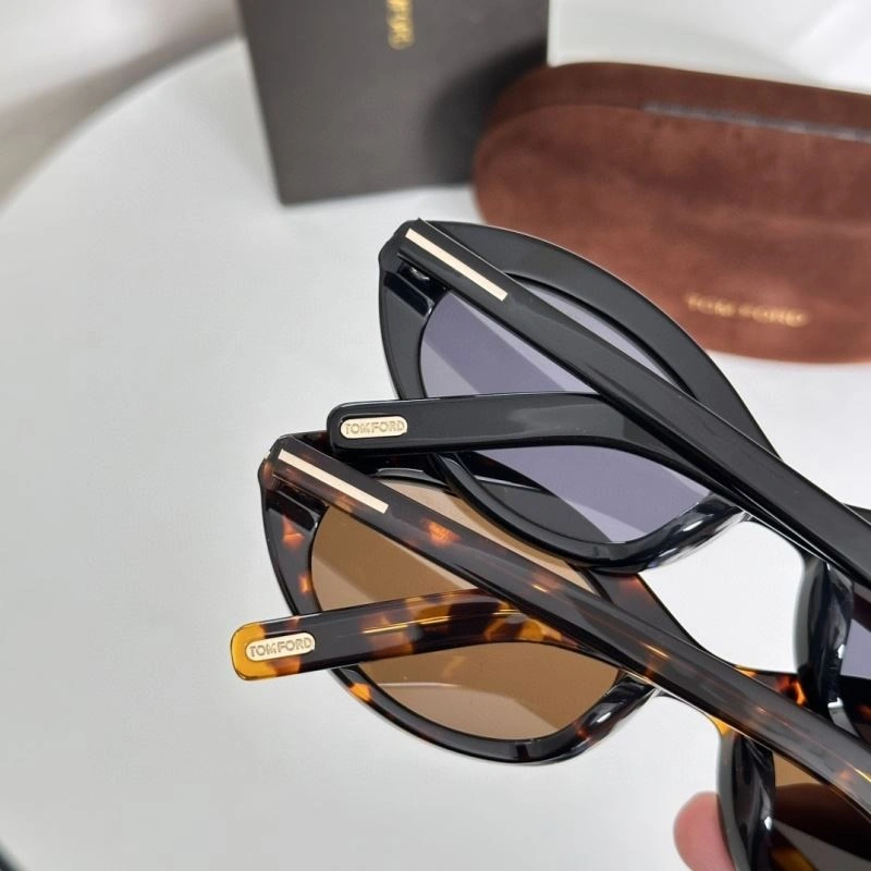 Accurate model Tom Ford Sunglasses