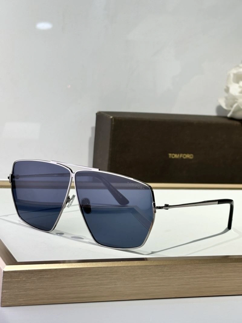 Top mirror Tom Ford Sunglasses