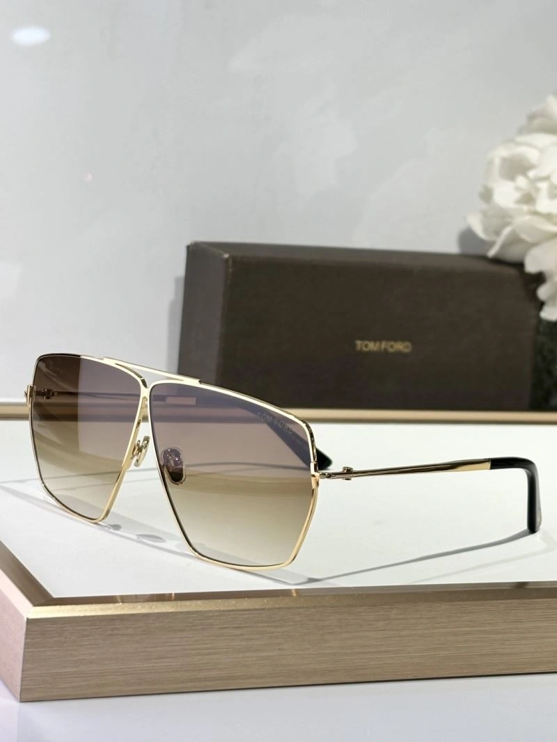 Top mirror Tom Ford Sunglasses