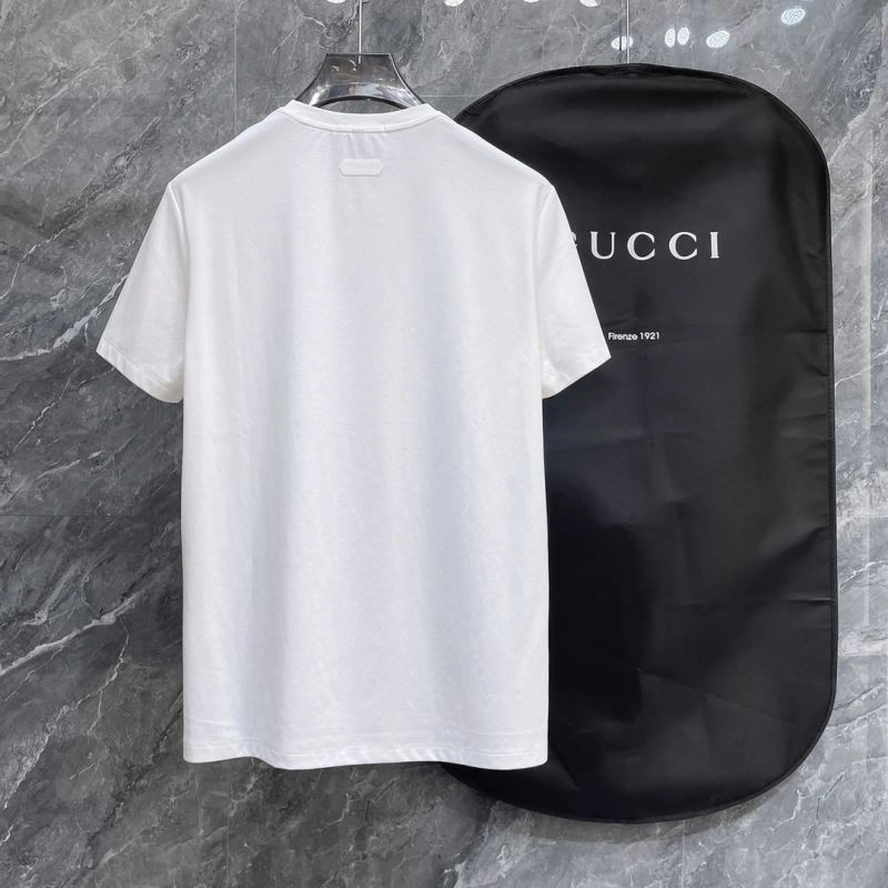 Factory-made Tom Ford T-Shirts