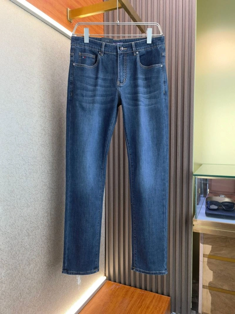 Discounted Tommy Hilfiger Jeans