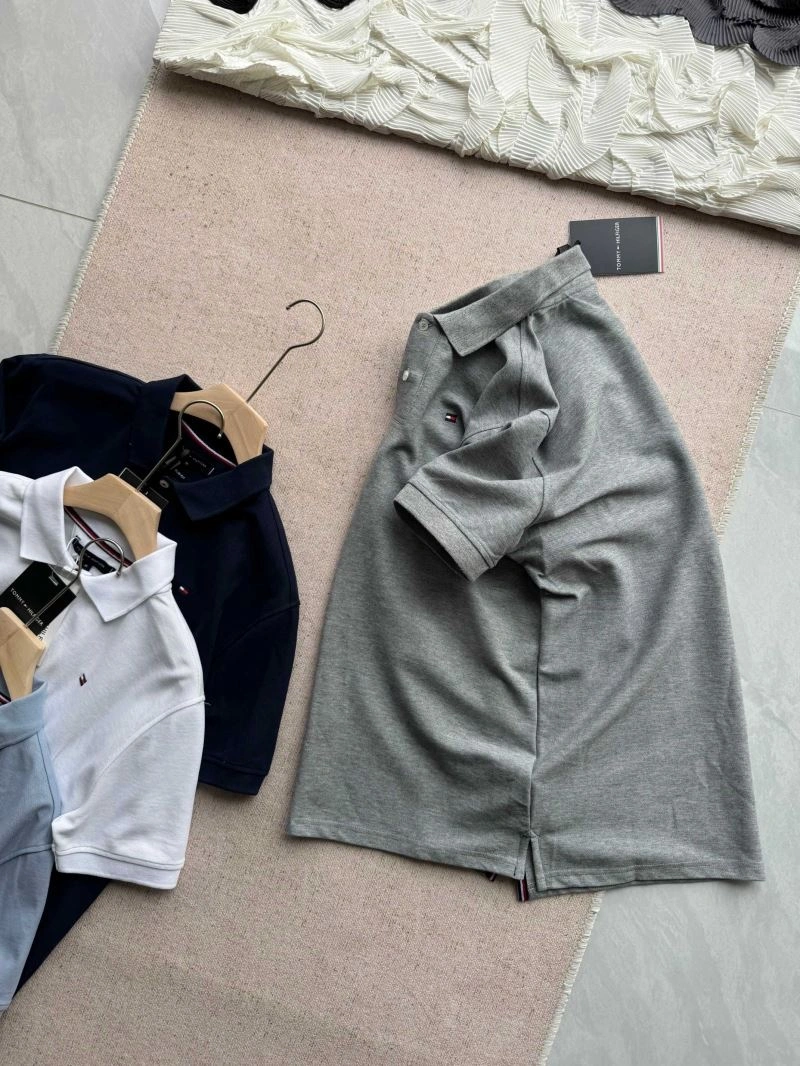 Top match Tommy Hilfiger T-Shirts