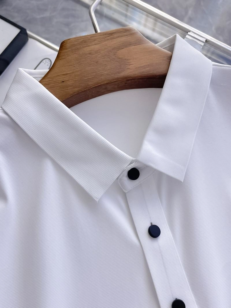 Indistinguishable Tommy Hilfiger T-Shirts