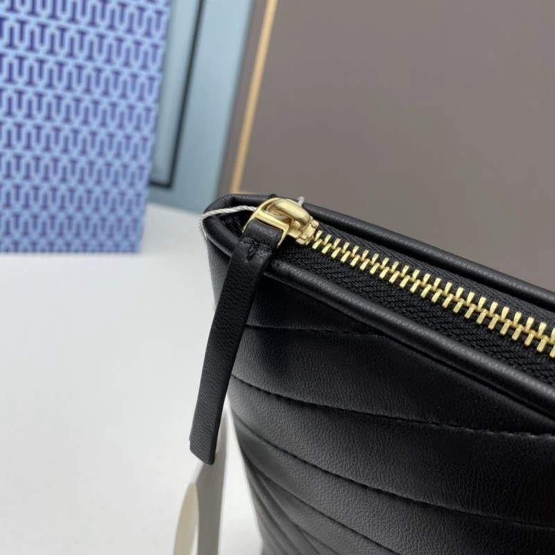 Top mirror Tory Burch Clutch Bags