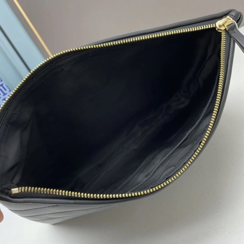 Top mirror Tory Burch Clutch Bags