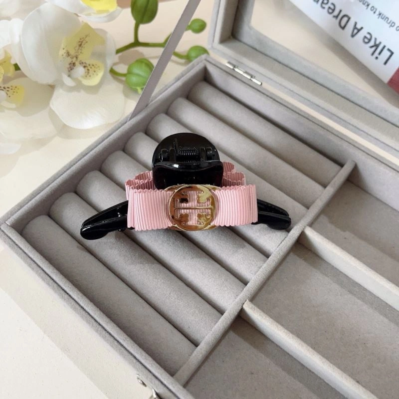 Value-priced Tory Burch Hair Hoop