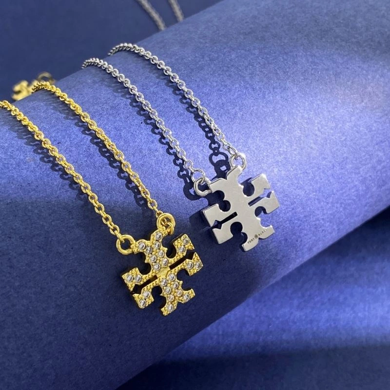 Bargain Tory Burch Necklaces