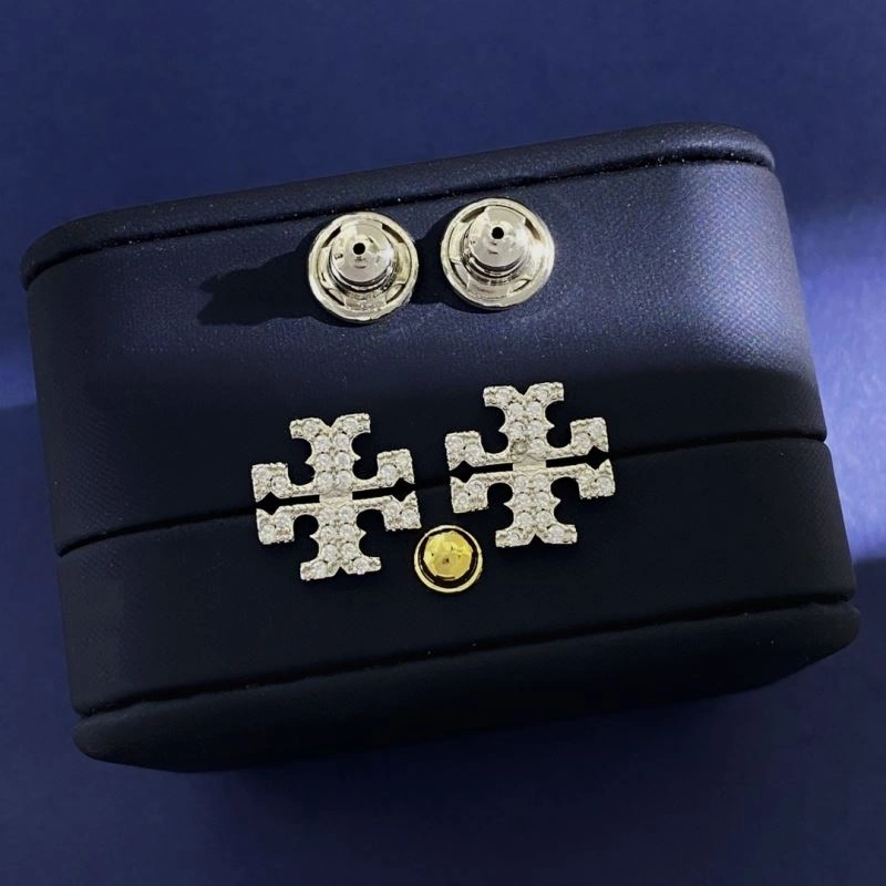 Bargain Tory Burch Necklaces
