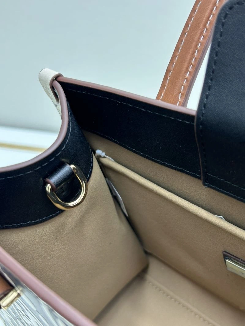 Bargain Tory Burch Shopping Bags