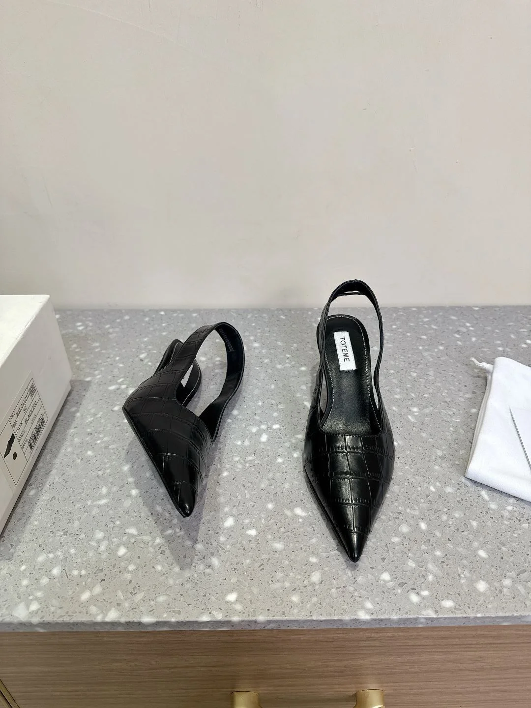 High fidelity Toteme Sandals