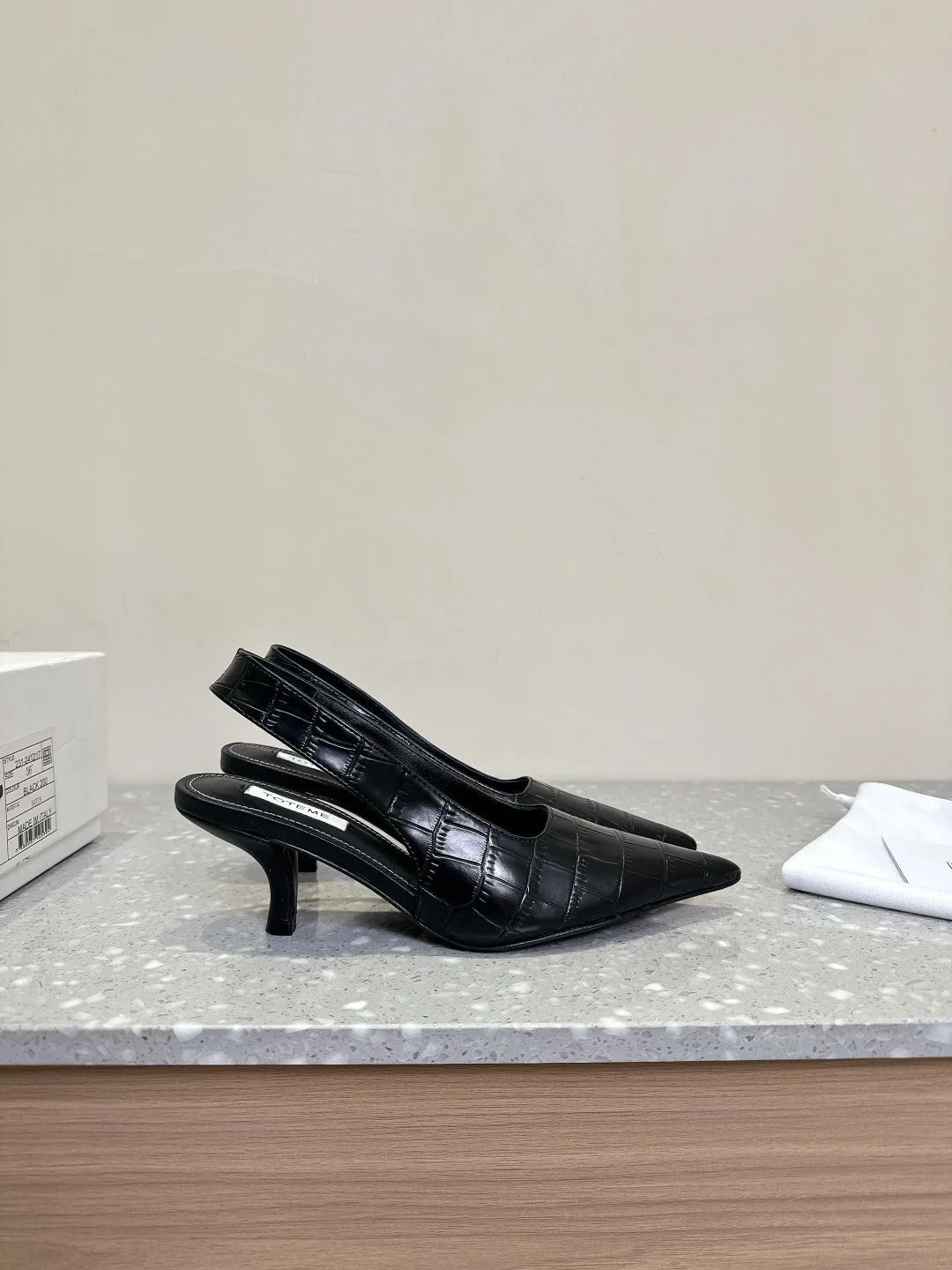 High fidelity Toteme Sandals