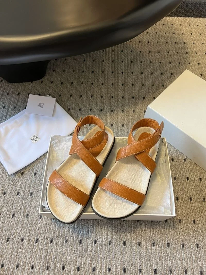 Accurate model Toteme Sandals