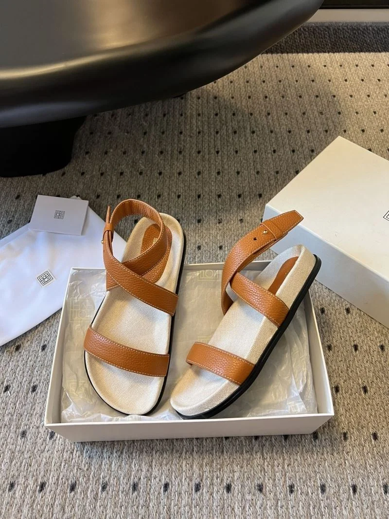 Accurate model Toteme Sandals