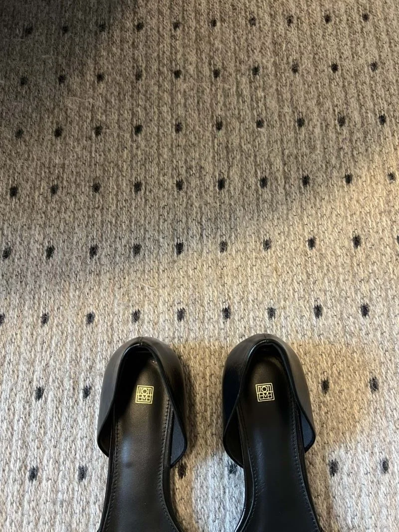 Brand-original Toteme Sandals