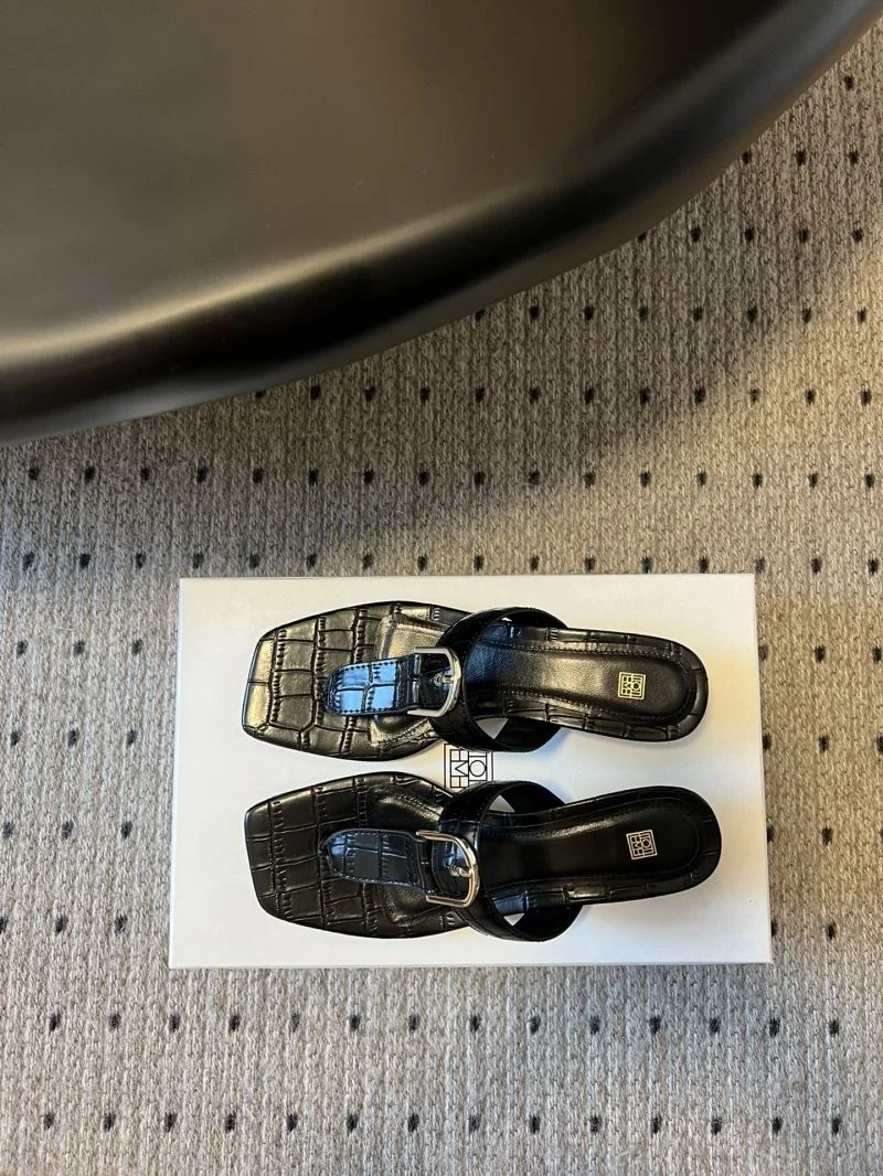 High fidelity Toteme Sandals