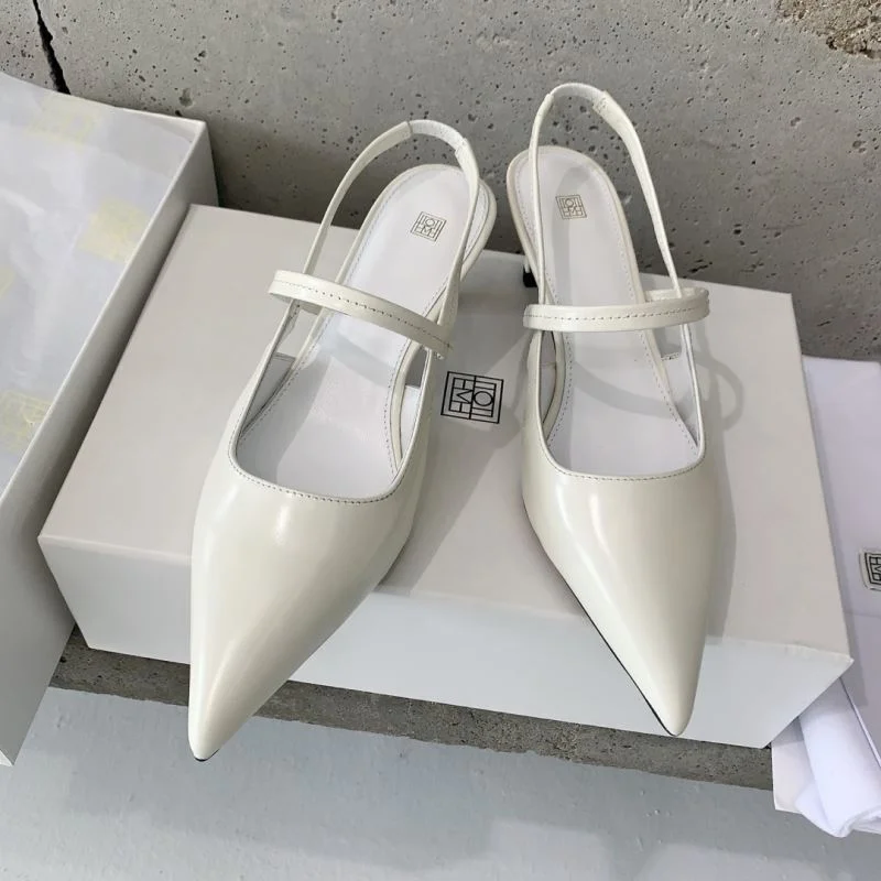 Accurate model Toteme Sandals