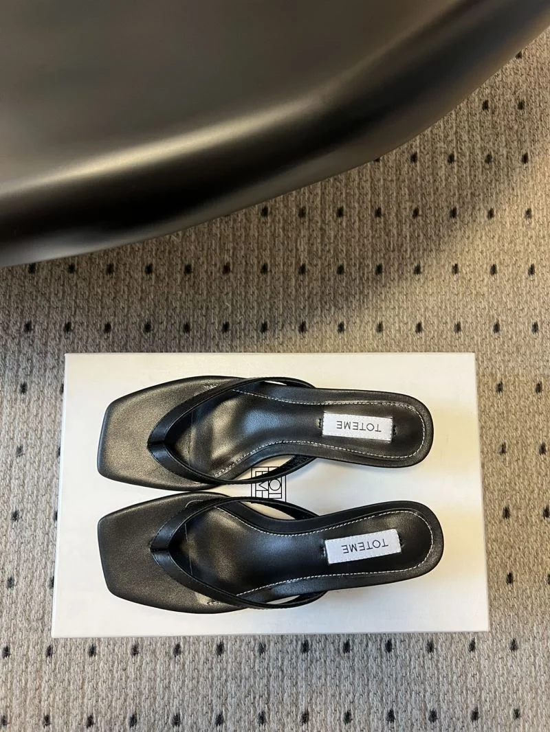 Mirror quality Toteme Sandals