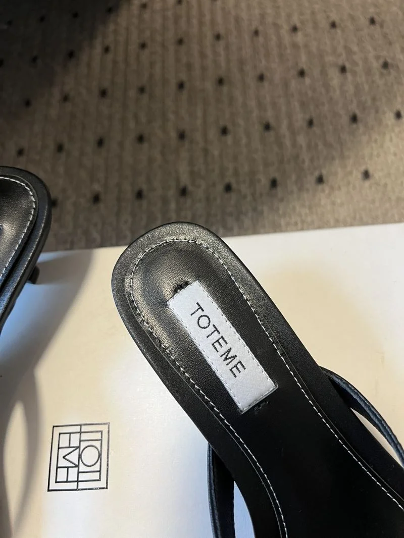 Mirror quality Toteme Sandals