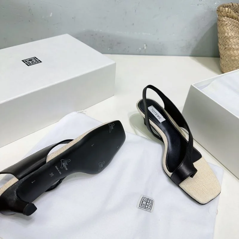 Factory-made Toteme Sandals