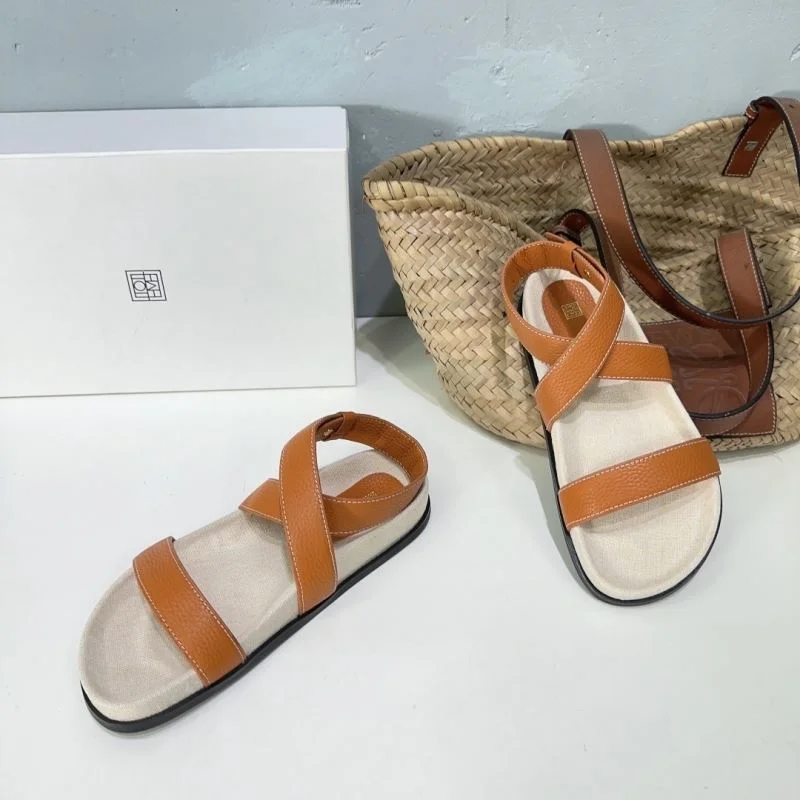 Accurate model Toteme Sandals