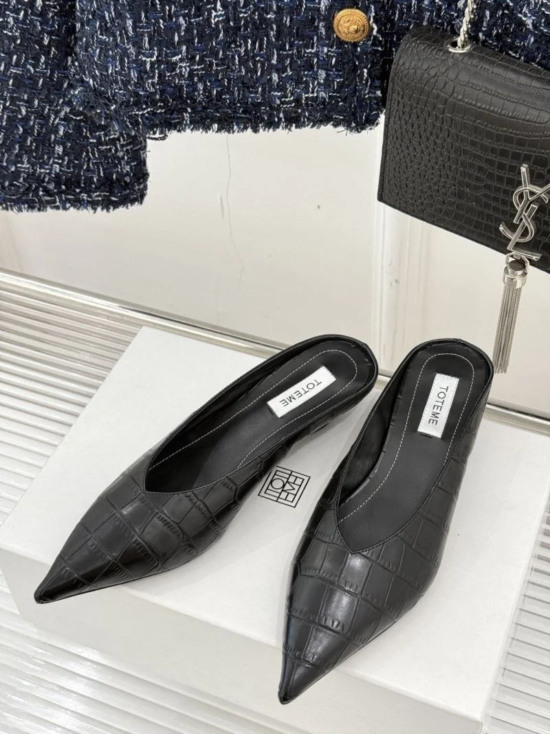Precise copy Toteme Sandals
