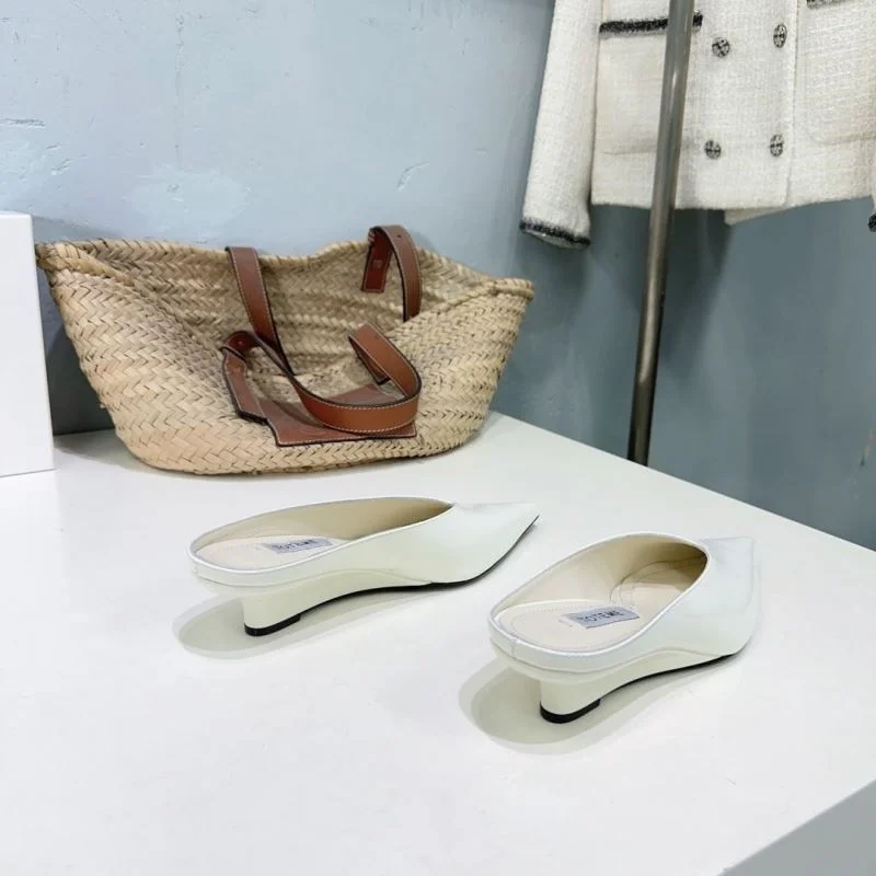 Top match Toteme Sandals