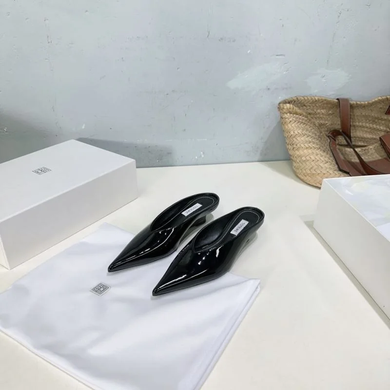 Economical Toteme Sandals