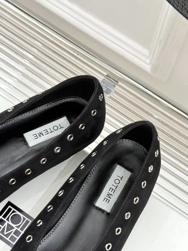 High accuracy Toteme Shoes