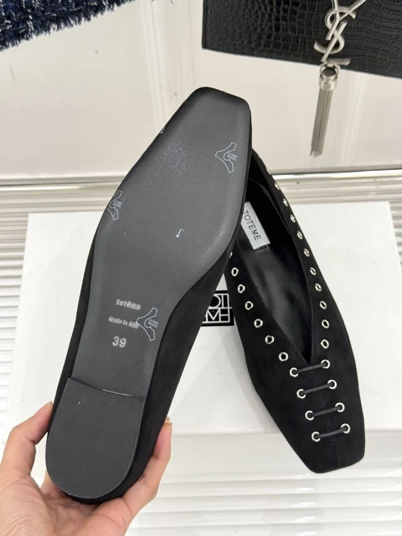 High accuracy Toteme Shoes