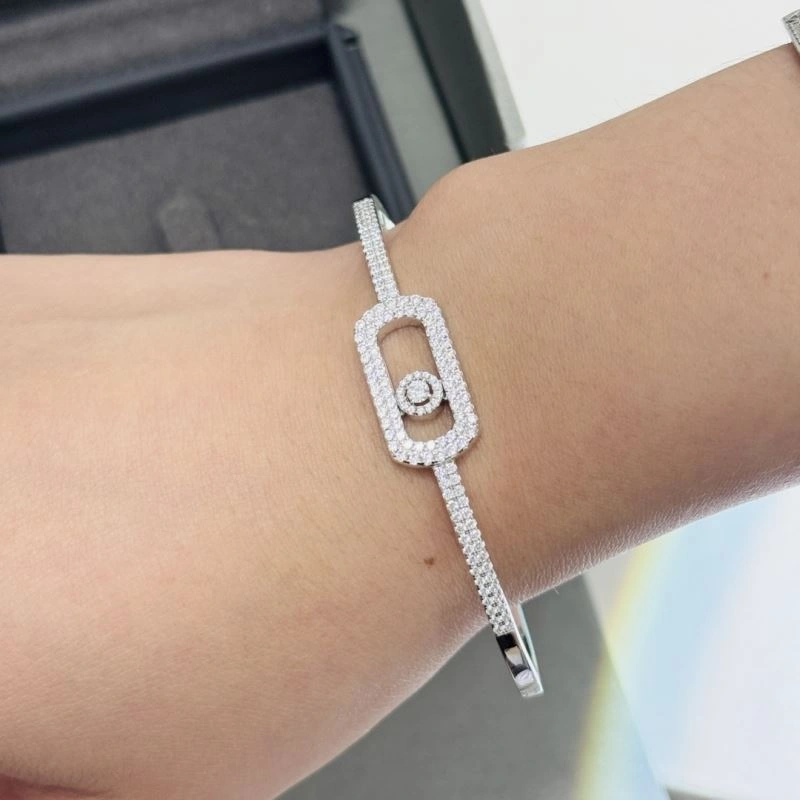 Budget-friendly Unclassified Brand Bracelets