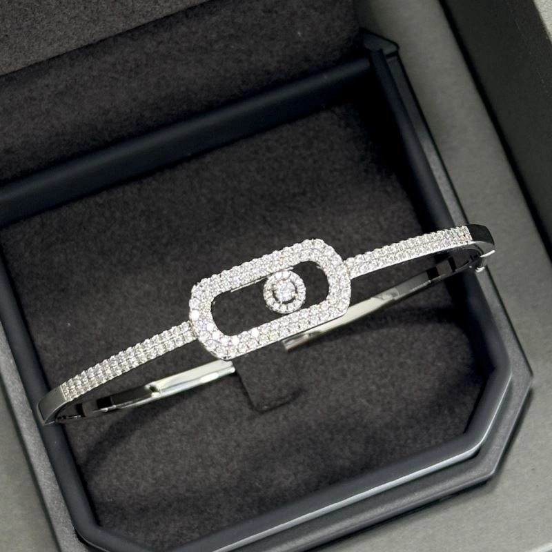 Budget-friendly Unclassified Brand Bracelets