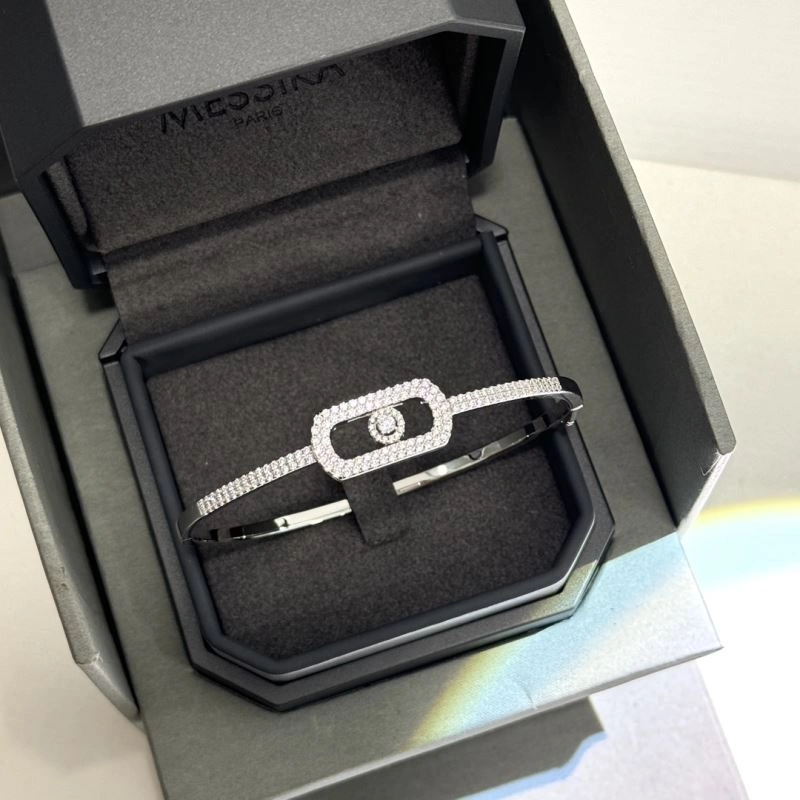 Budget-friendly Unclassified Brand Bracelets