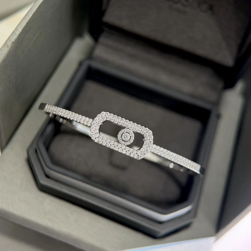 Budget-friendly Unclassified Brand Bracelets
