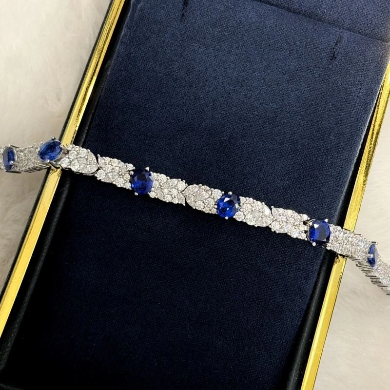 Unclassified Brand Bracelets