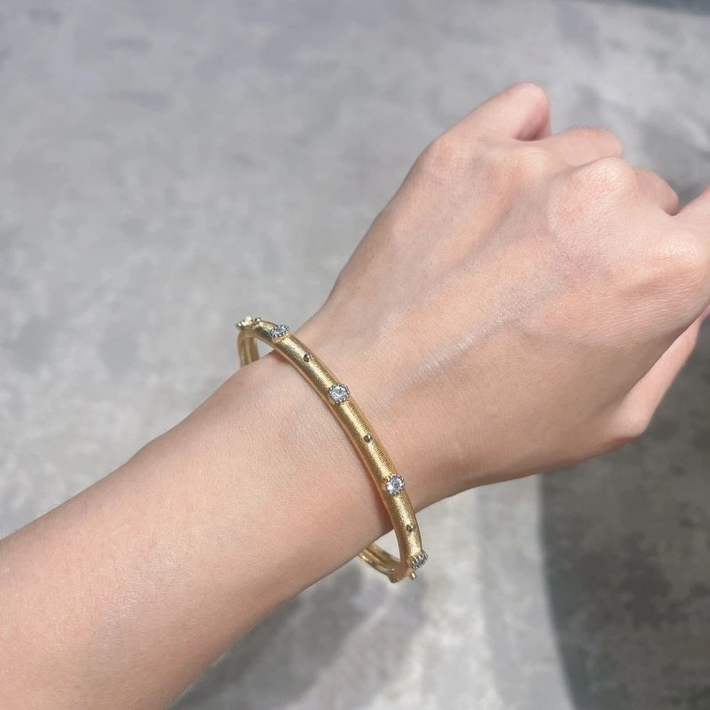 Factory-made Unclassified Brand Bracelets