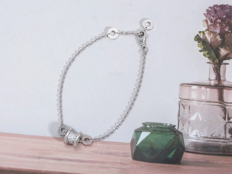 Unclassified Brand Bracelets