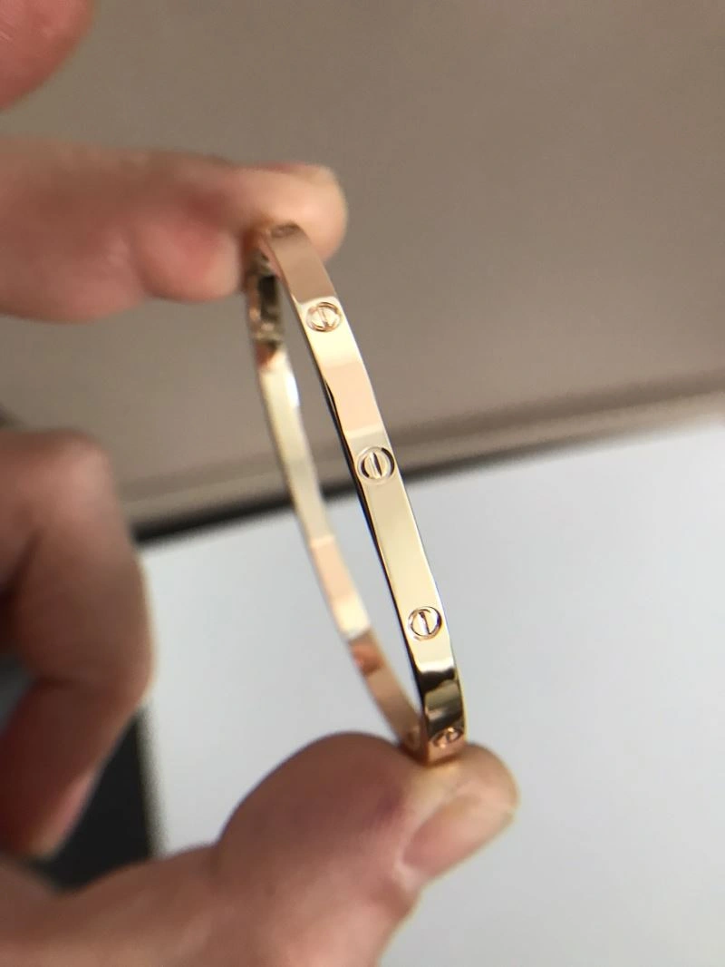 Accurate model Unclassified Brand Bracelets