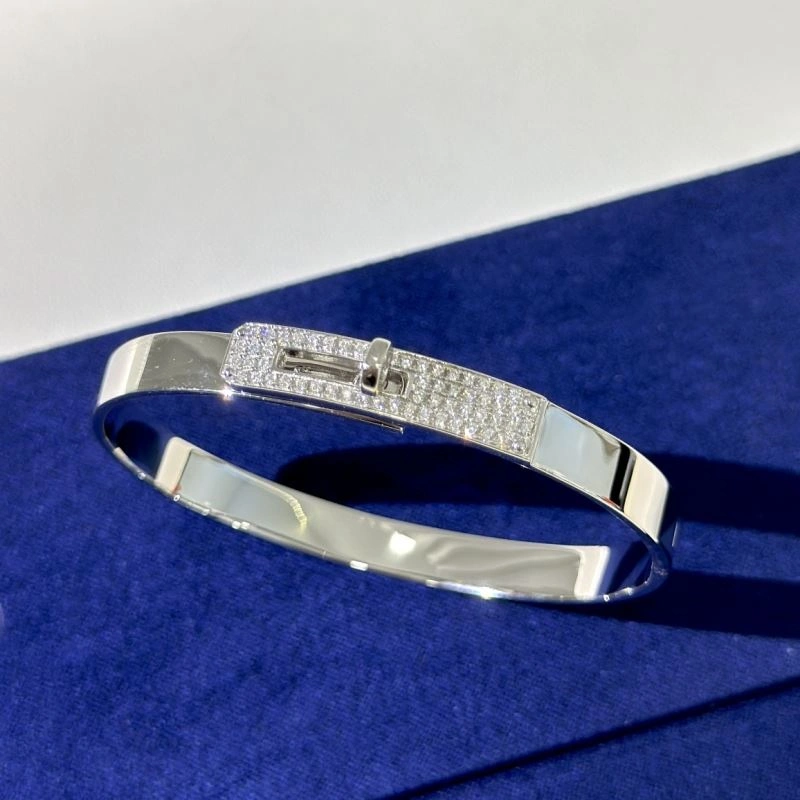 Brand-authenticated Unclassified Brand Bracelets