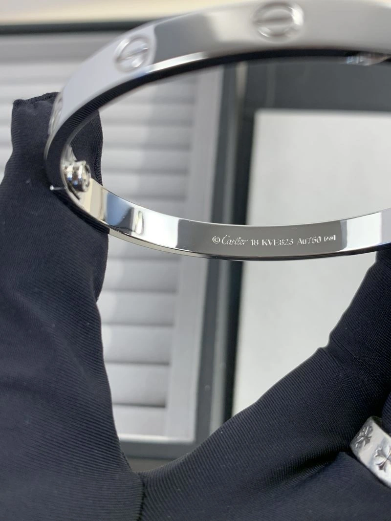 Unclassified Brand Bracelets