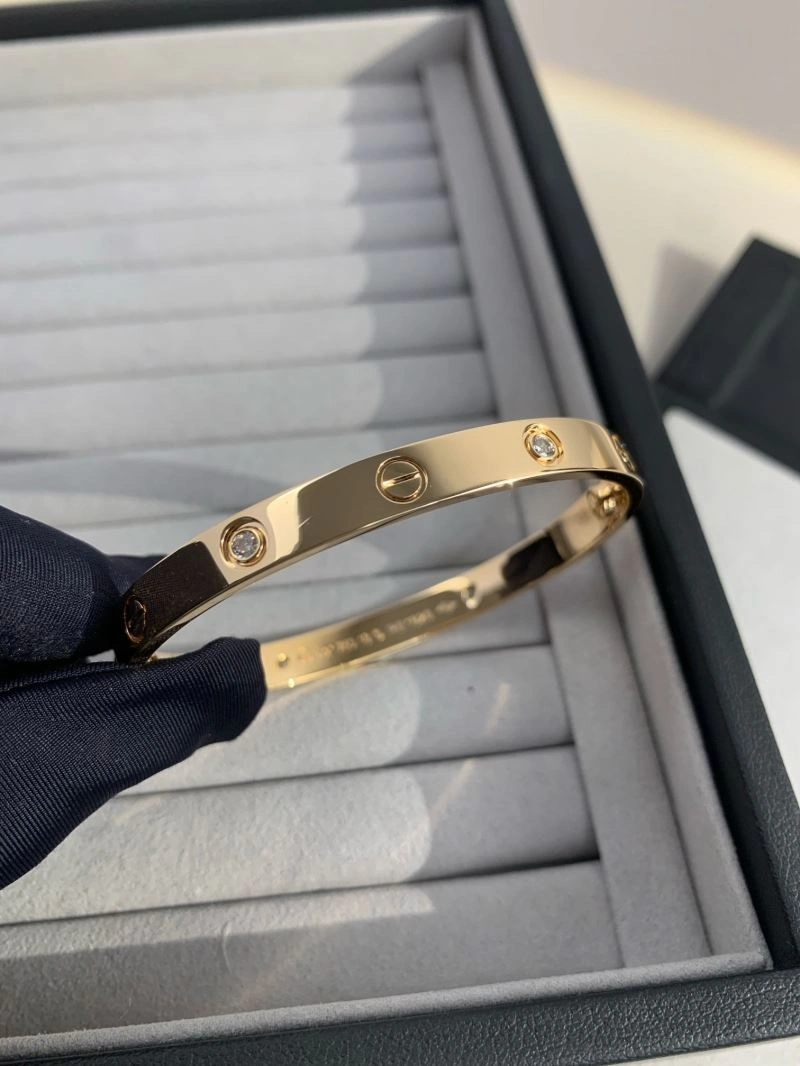 Unclassified Brand Bracelets