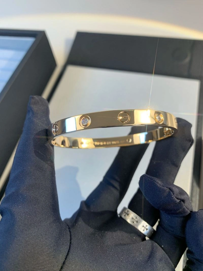 Unclassified Brand Bracelets