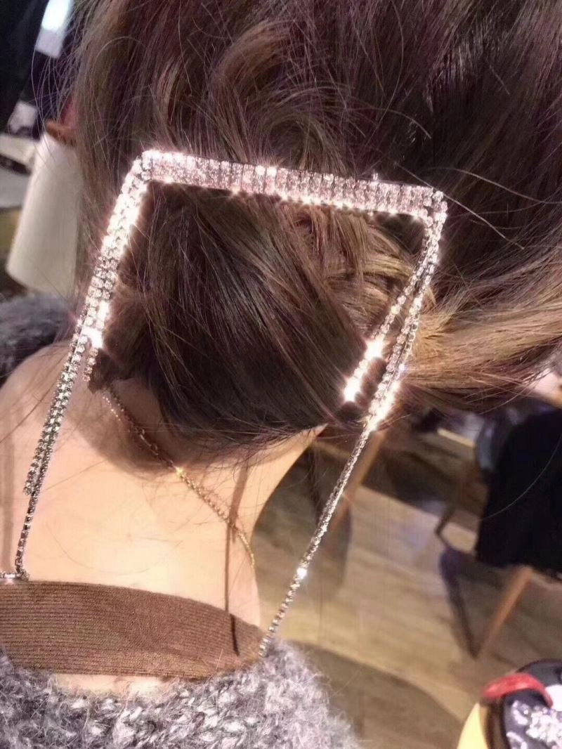 Unclassified Brand Brooches